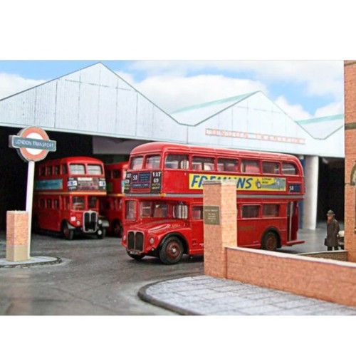 WW Walthamstow LT central bus garage 1/76 | Kingsway Models