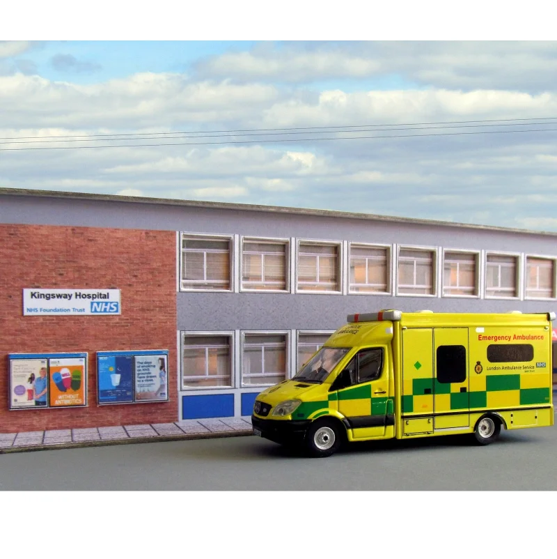 PSH Sun Hill Police Station / Hospital 1/76 | Kingsway Models