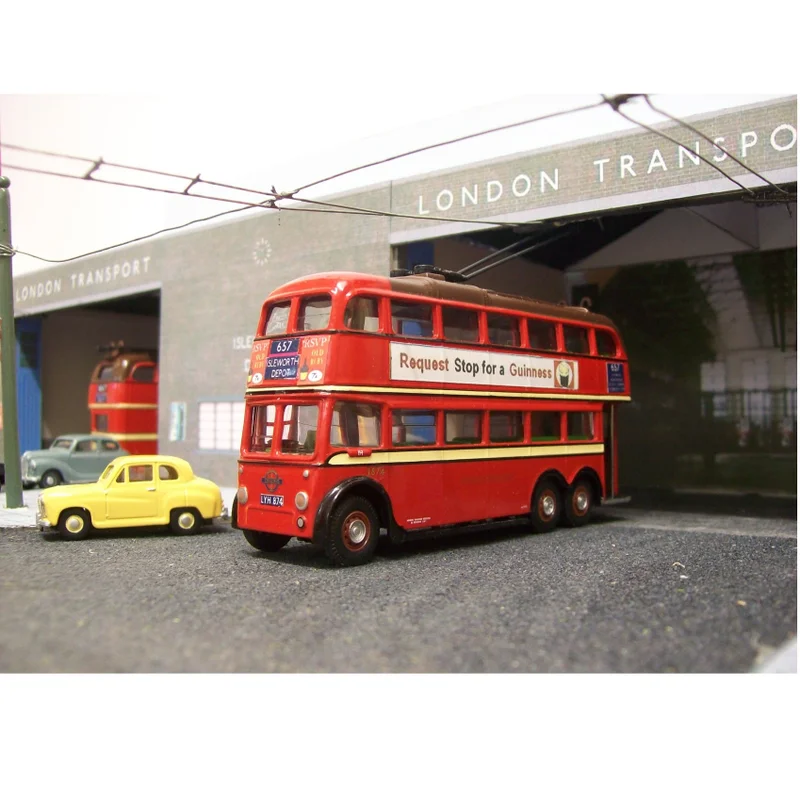 IH Isleworth LT trolleybus depot 1/76 | Kingsway Models