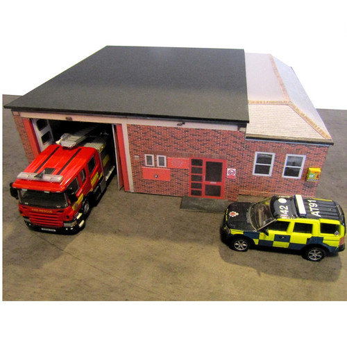 WAD Waddesdon fire station 1/76 | Kingsway Models
