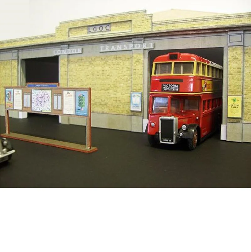 L Loughton (old) LT central bus garage 1/76 | Kingsway Models