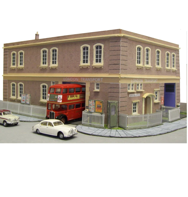 AM Plumstead LT central bus garage 1/76 | Kingsway Models