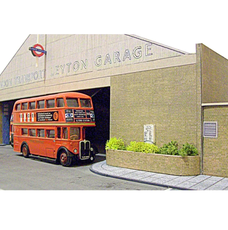 LT bus | Kingsway Models