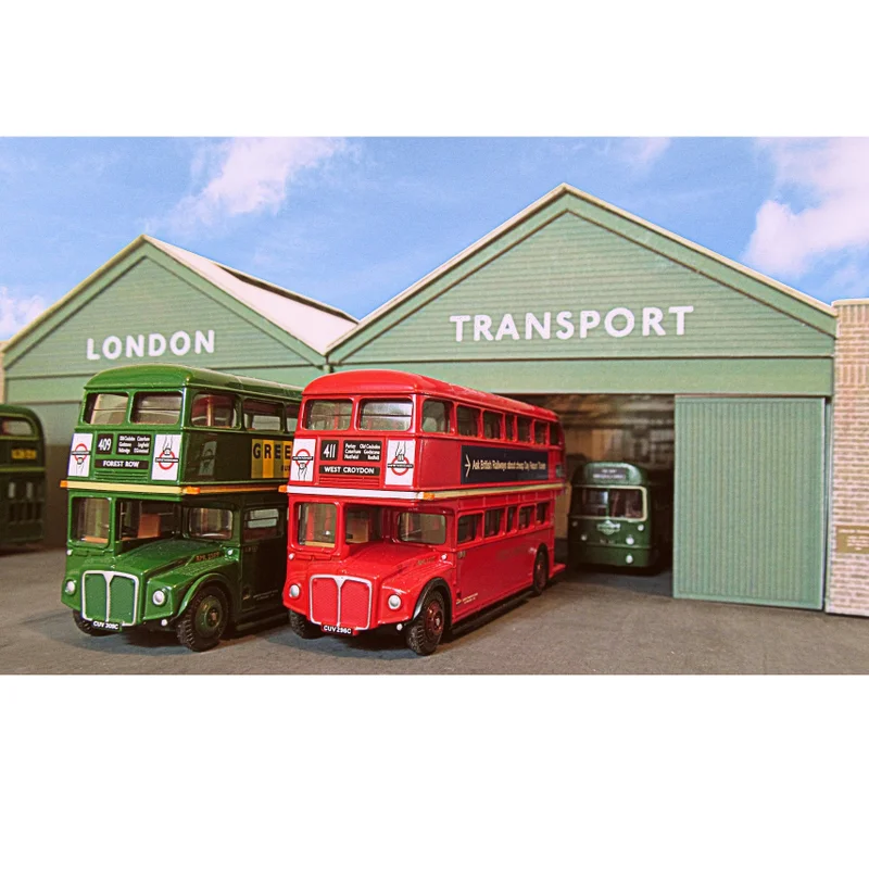 CM/GD Chelsham / Godstone LT country / LCBS bus garage 1/76 | Kingsway ...