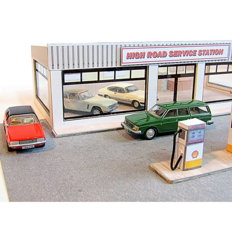 GS Garage filling station & showroom 1/76 | Kingsway Models