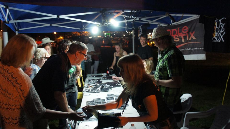 CONTACT | Fiddlestix