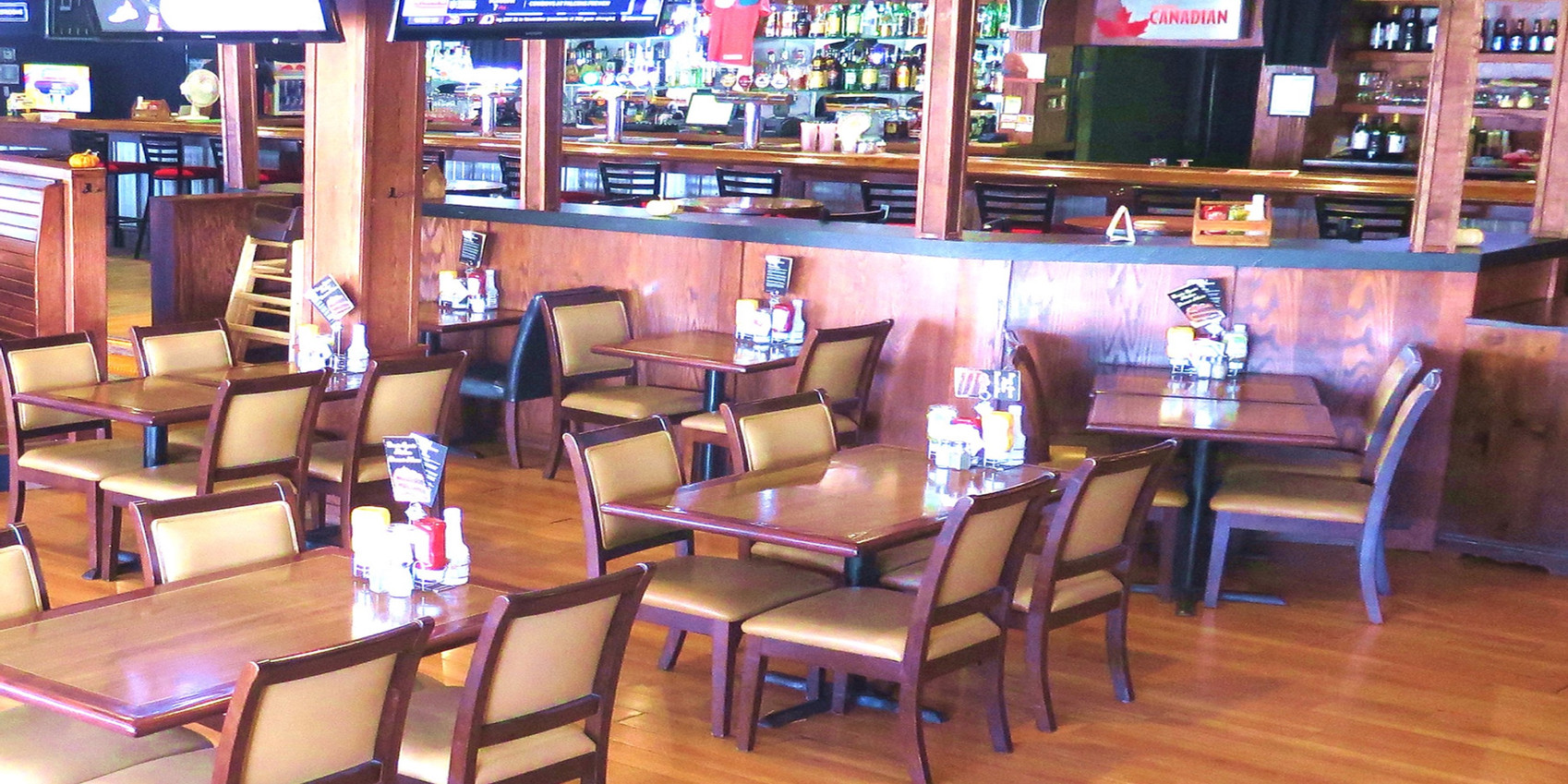 Meals | Restaurant, Sports Bar | Oakville