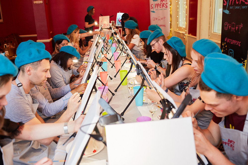 ART & CREATIVITY BRINGS EMPLOYEES TOGETHER