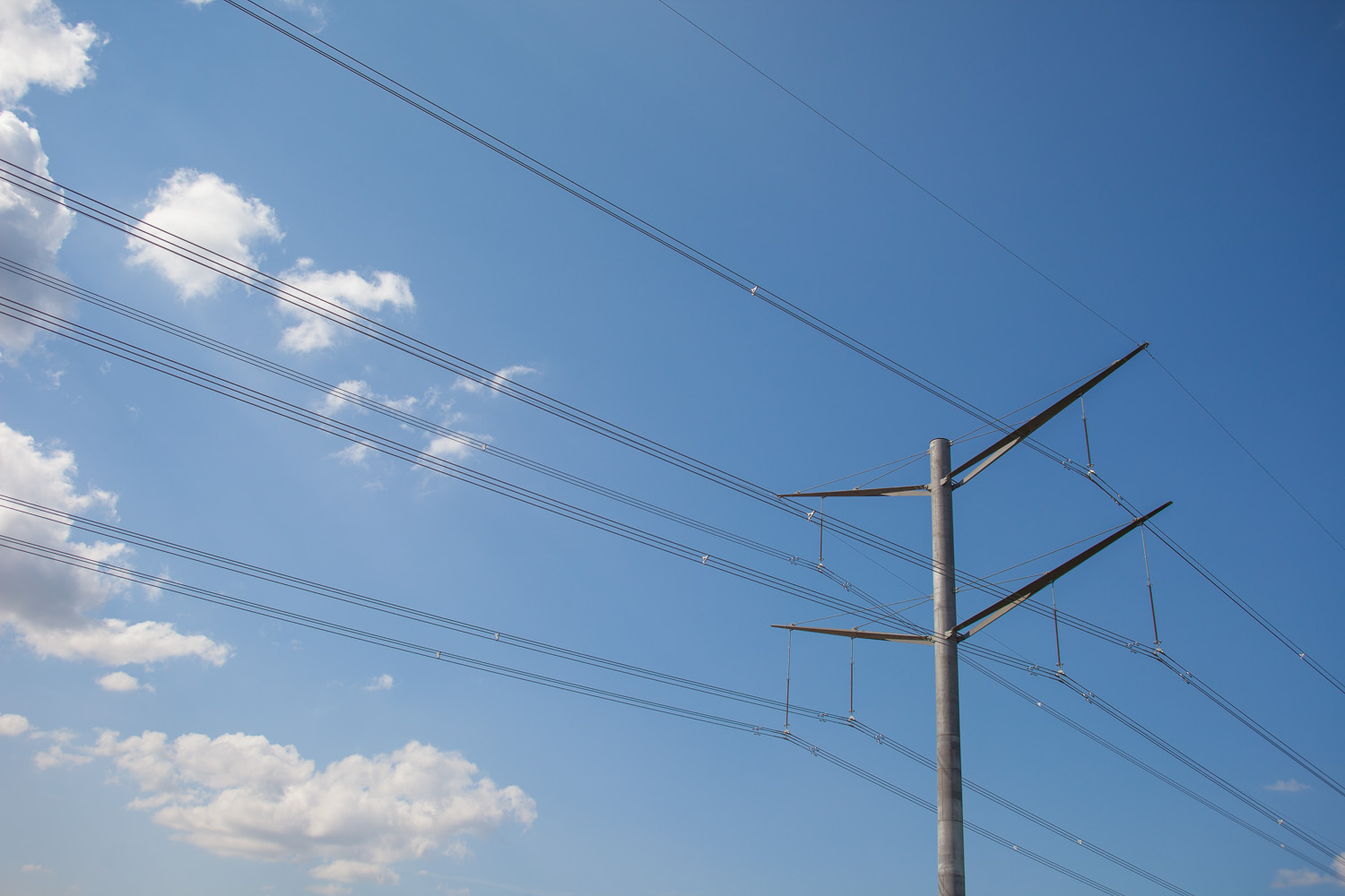 Eagle Pylon | powerpylons