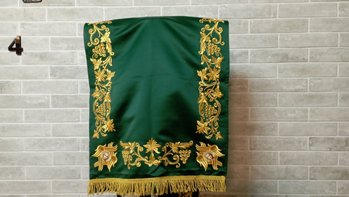 Embroidered Analogian covers - analogion cover - Covers for icon stands ...