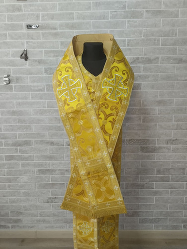 Bishop's Communion set in nonmetallic brocade - Bishop Stole and cuffs ...