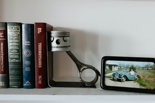 Piston Bookends | Mysite