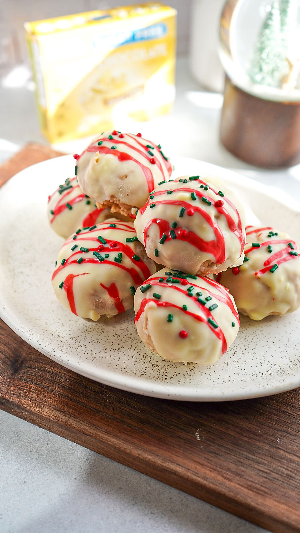 Protein Christmas Tree Cake Pops