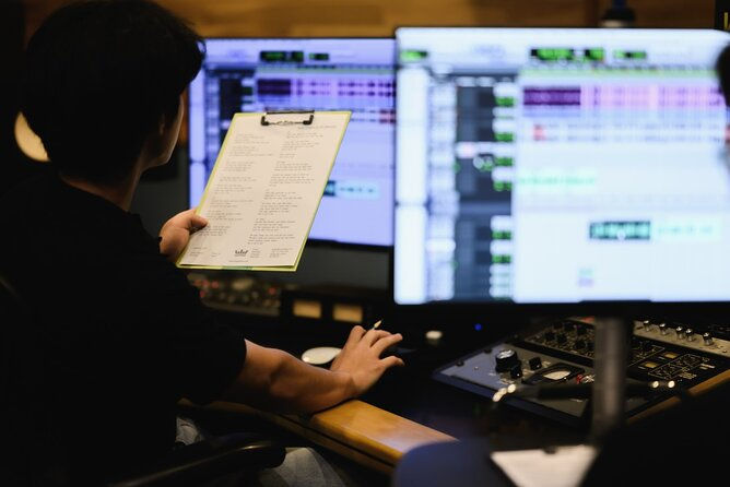Tour - K-pop Producer Experience