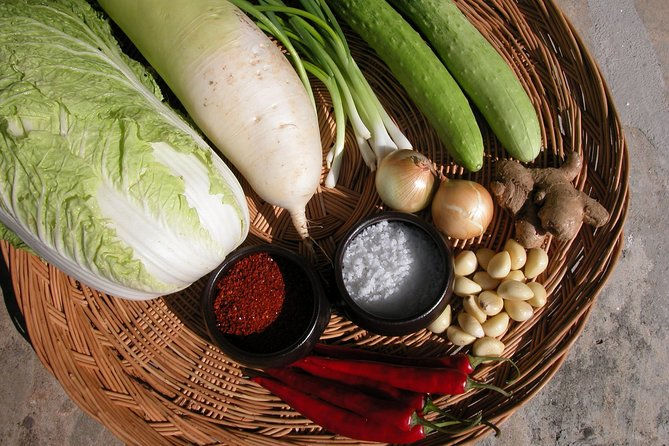Tour - Kimchi making