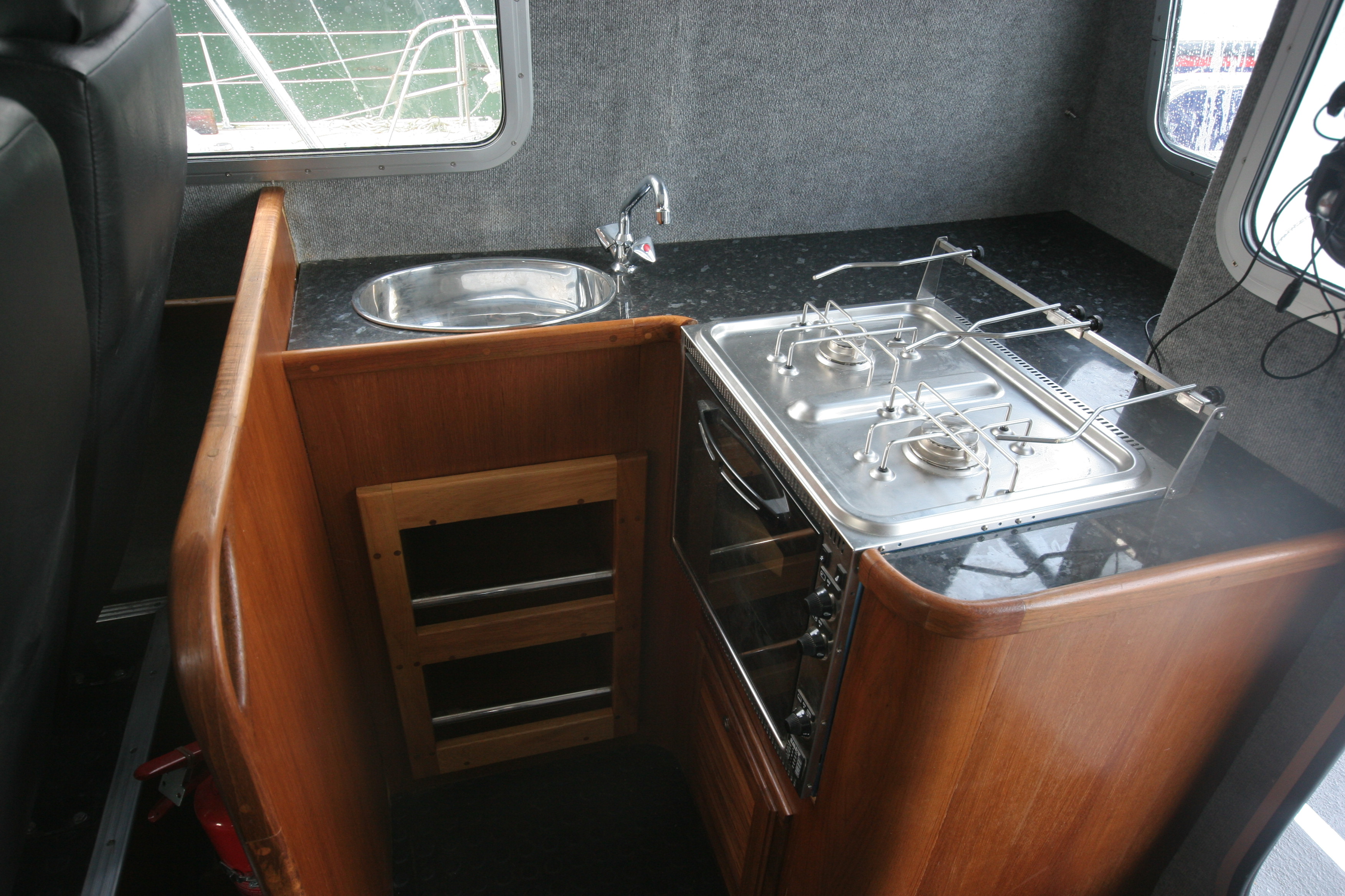 Interceptor 55 Crew | safehavenmarine