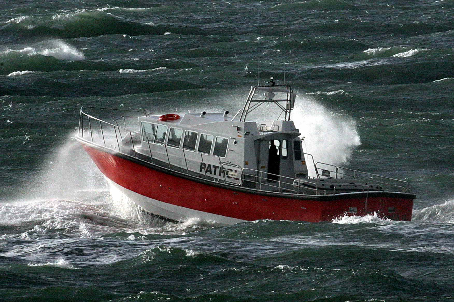 Interceptor 55 Crew | safehavenmarine