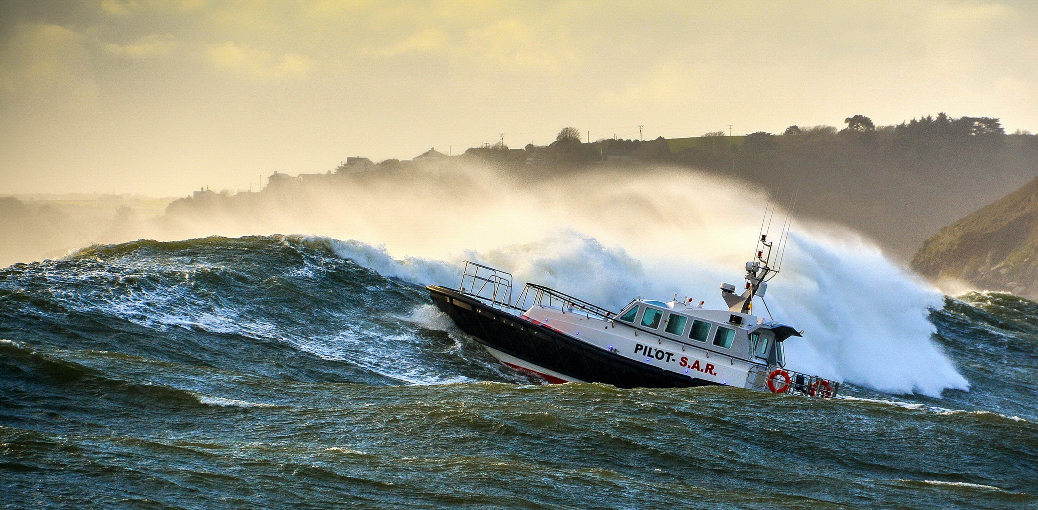 Self Righting 48 | safehavenmarine