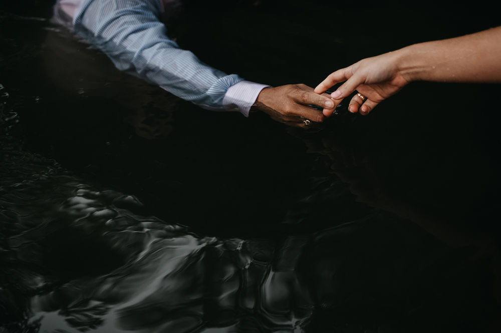 How to make a creative engagement session experience and unique ...