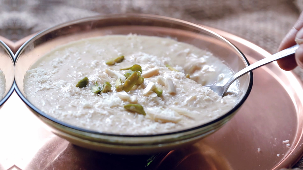 Dudh Lau (Bottle Gourd in Milk)