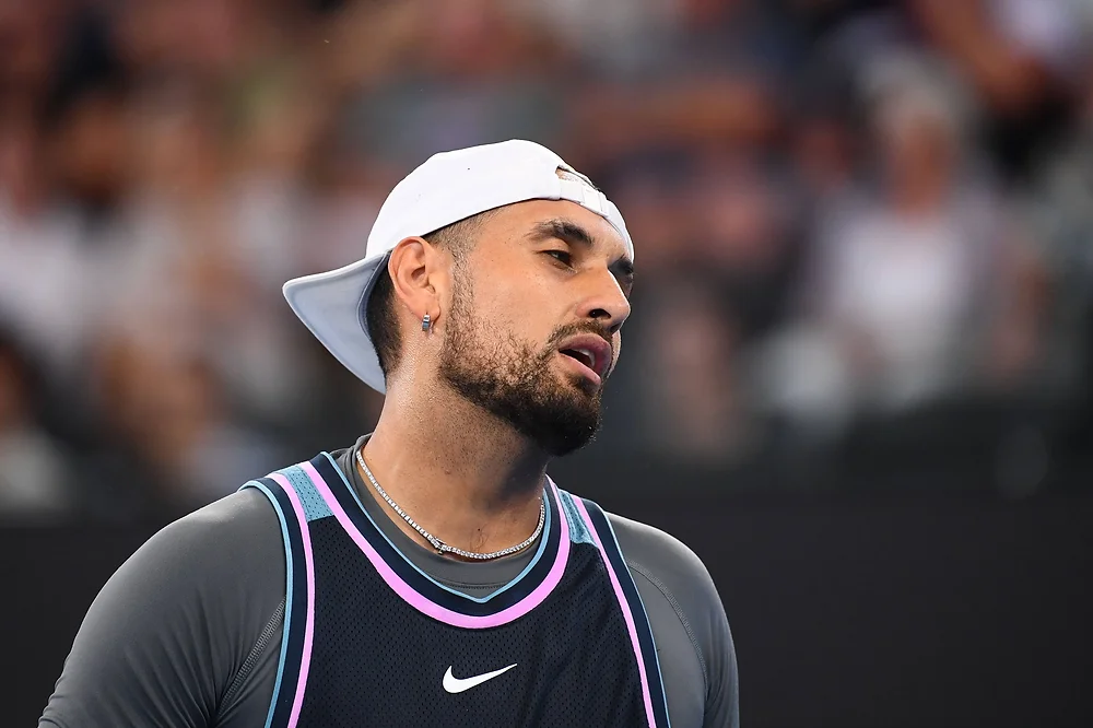 'DONE SOMETHING TO HIS KNEE': THOMPSON REVEALS REASON FOR KYRGIOS ...