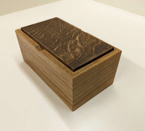 Rift and quarter sawn oak storage box | The boxmaker