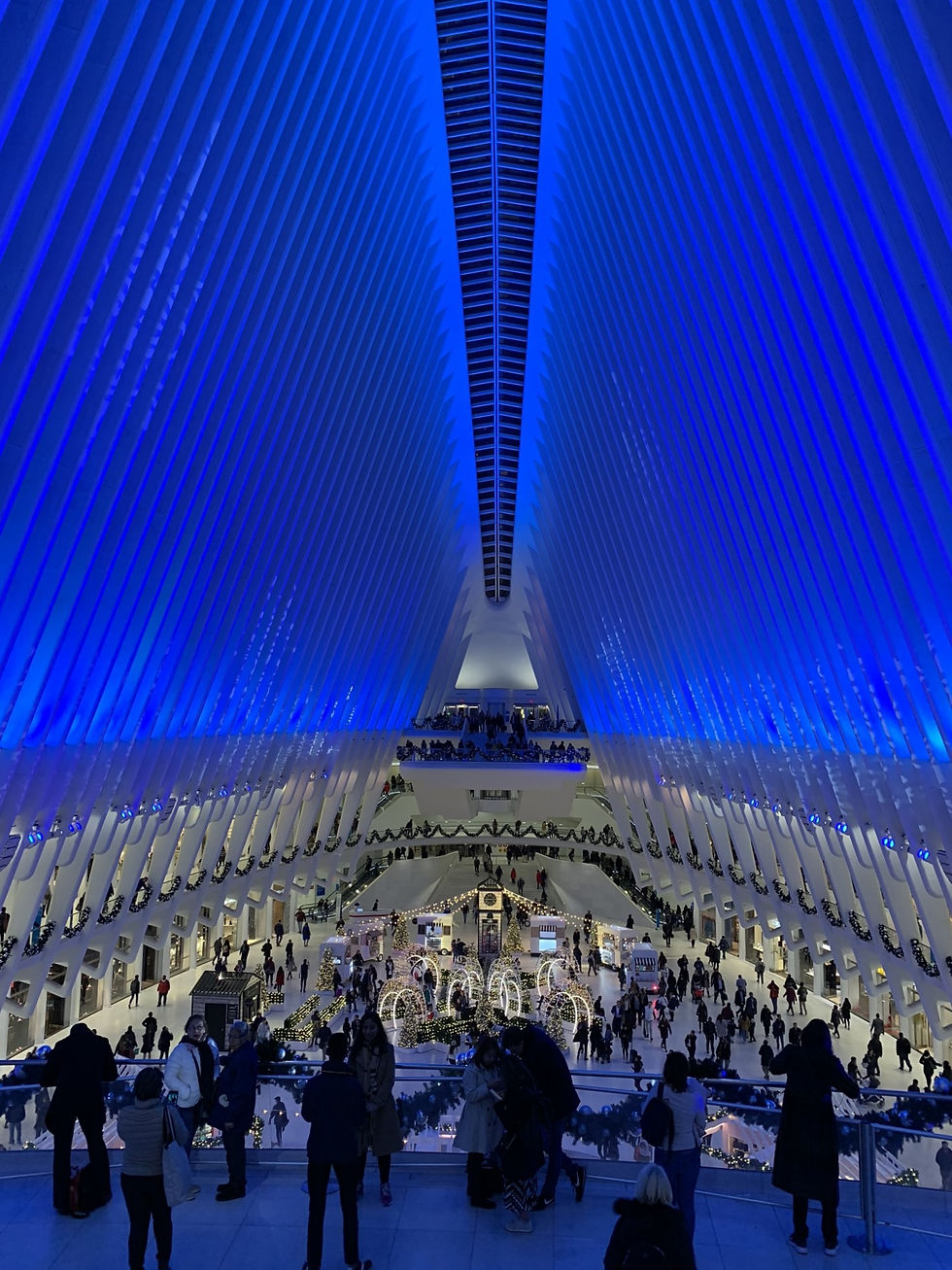 Exploring The Oculus: New York City's Futuristic Architectural Mall and ...