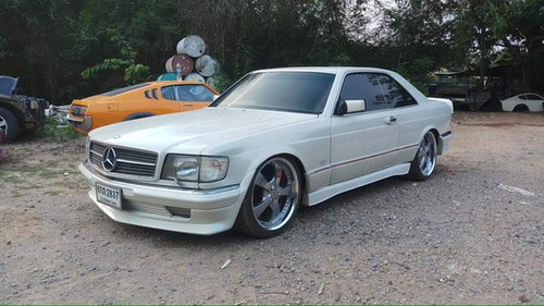 Mercedes W123 AMG Bumpers, Wing, and Side Skirt AeroKit | panchkits