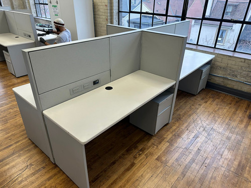 Teknion Leverage Station | Ufficio Furniture