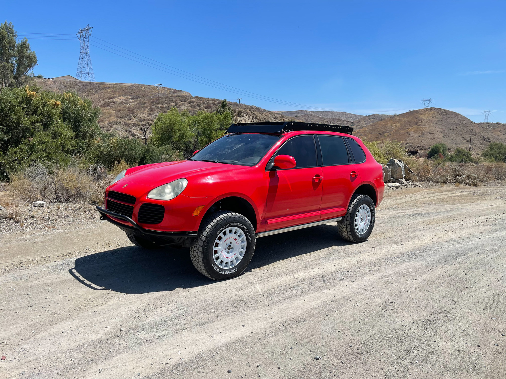 Porsche Cayenne (red) | Adrenalin Industries