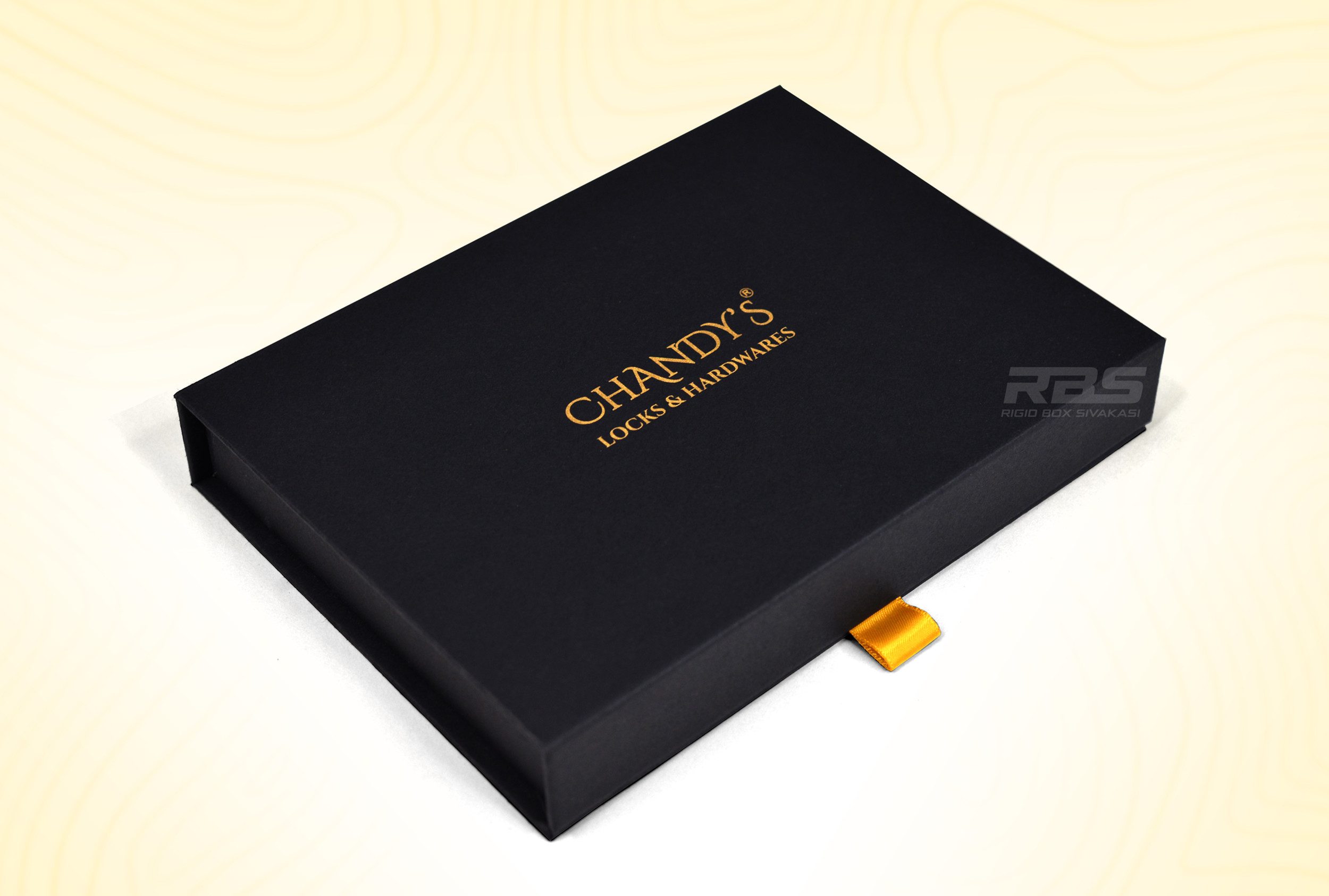 How to choose custom packaging for crochet hook set box?