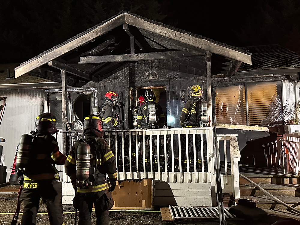 11/4/24 Structure fire on Pickering Lane