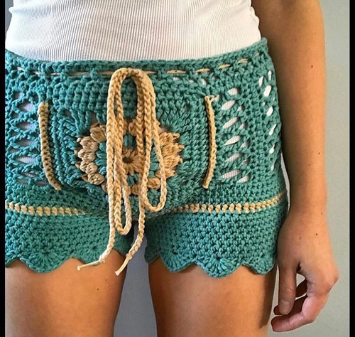 The Lace Shorts Crochet PATTERN | CozyCreativeCrochets