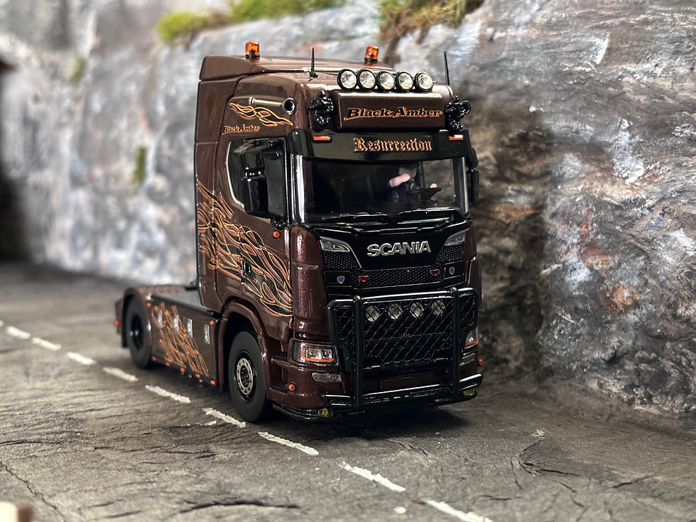 IMC Black Amber Resurrection | Kevs Diecast Models
