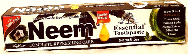 Organic toothpaste boosted with healing plants with Neem, mint and clove