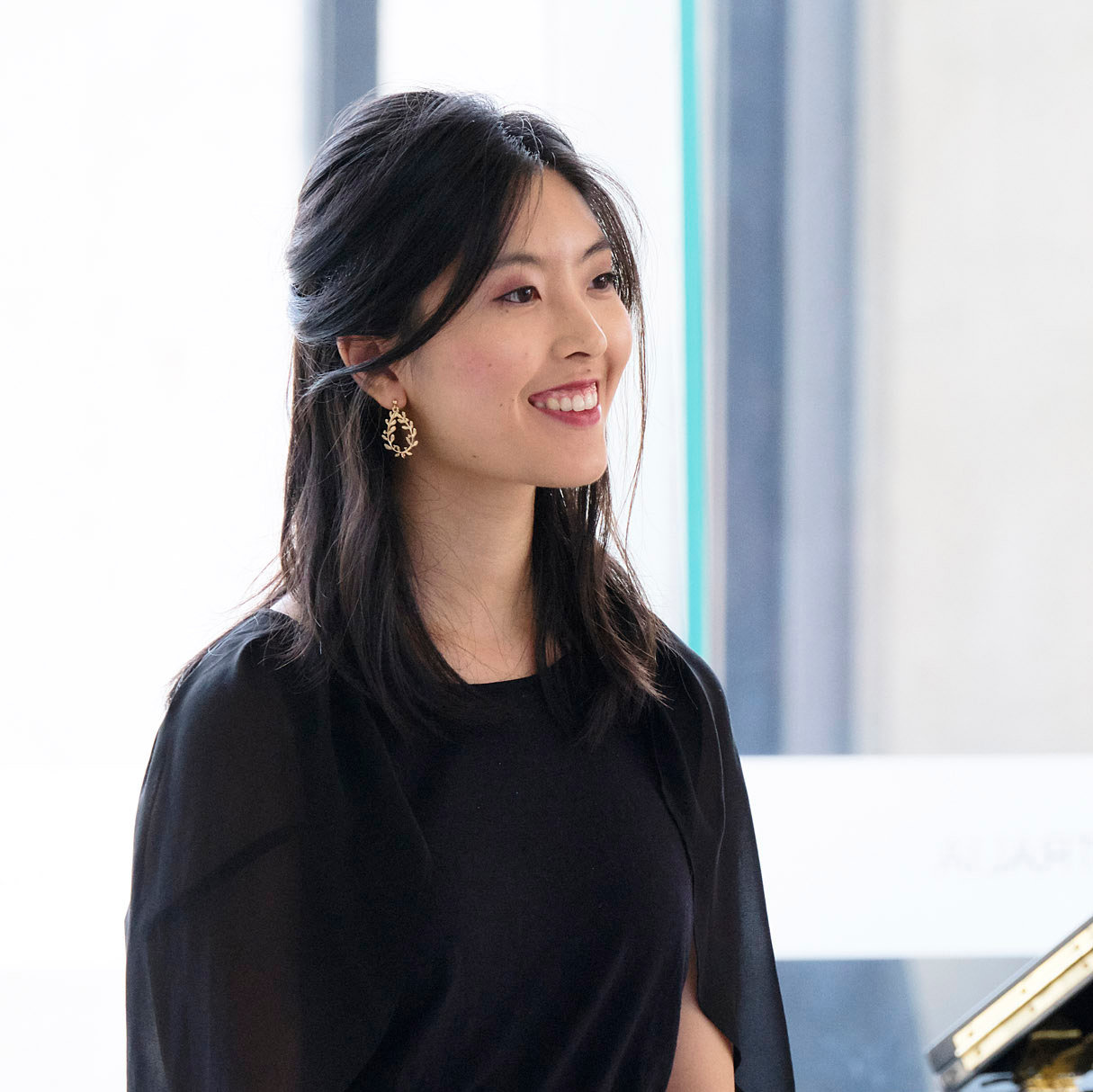 27. Mia Huang