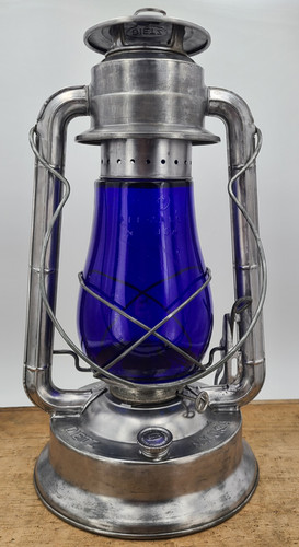 Dietz Blizzard 1944 Terne plate | theantiquelantern