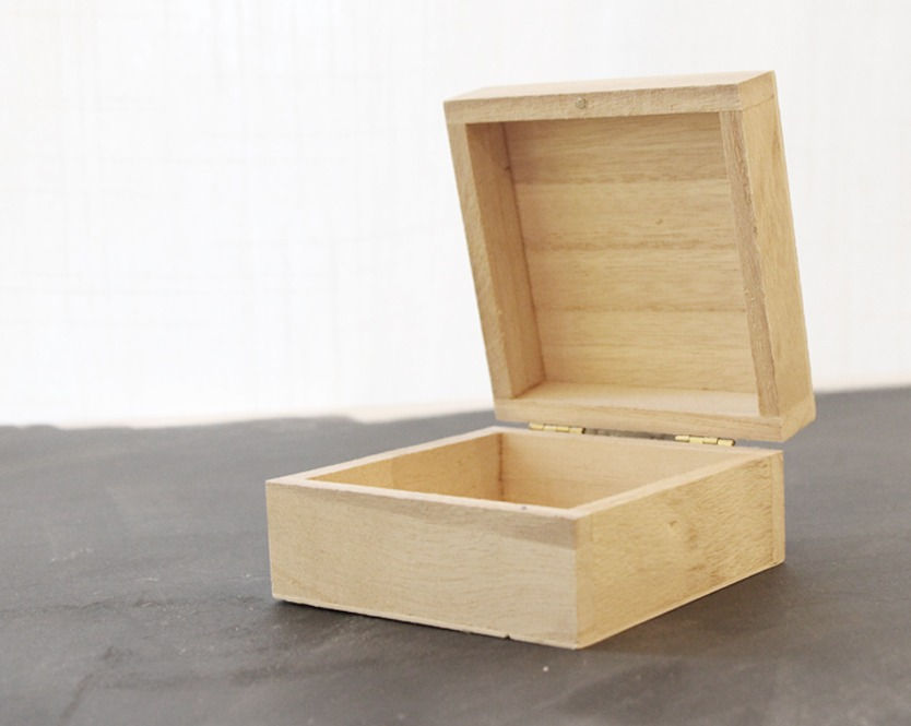 Custom Wood gift boxes | Go2 Publishing