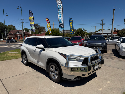 Toyota KlugerUsed cars | Barnard St Car Sales Barnard street car sales ...