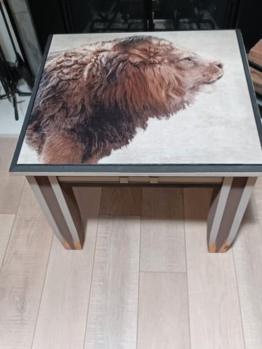 Lion Side Table | The Elegant Peasant