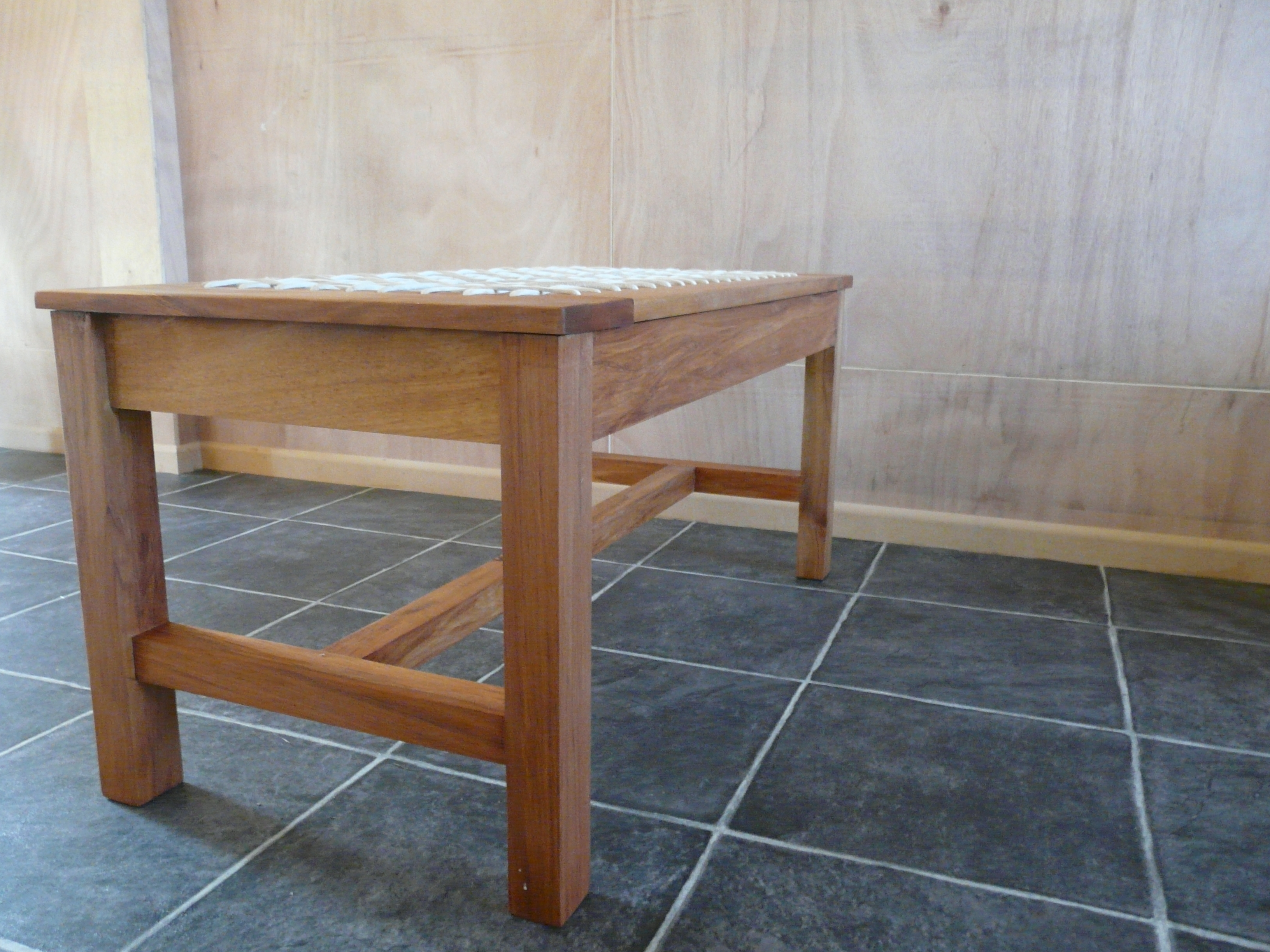 Ayke & WhatNot - Riempie Bench