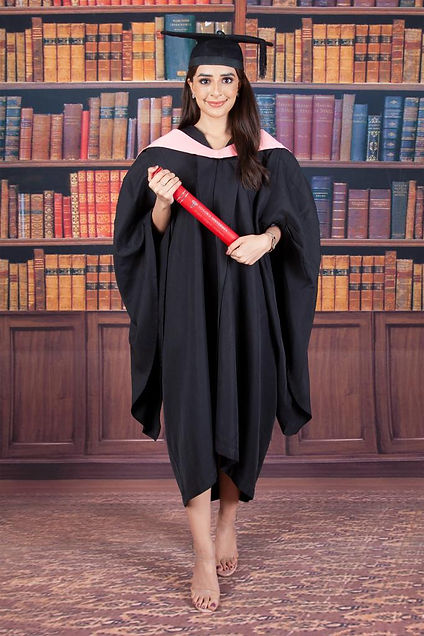 Graduation & Convocation Studio Photoshoot in Photo Studio Malaysia ...