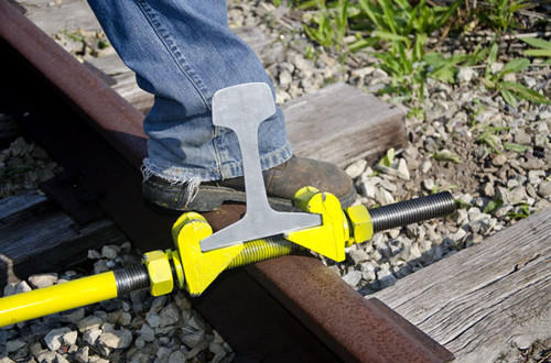 Double-end Gauge Rod | Axiom Rail Services