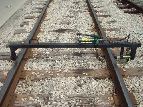 Aligning Tool | Axiom Rail Services