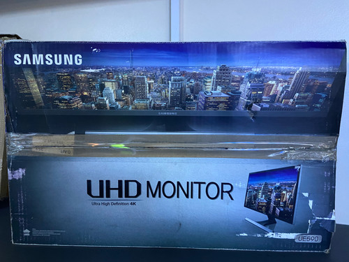 Samsung 28" UE590 4K UHD Monitor with Freesync | Niyo Electronix