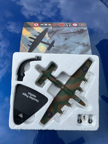 Handley Paige Halifax Atlas Model | Doors2Manual