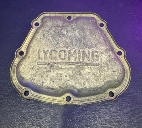 Lycoming piston engine metal cover | Doors2Manual