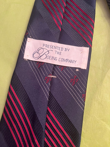 Boeing 757 tie | Doors2Manual