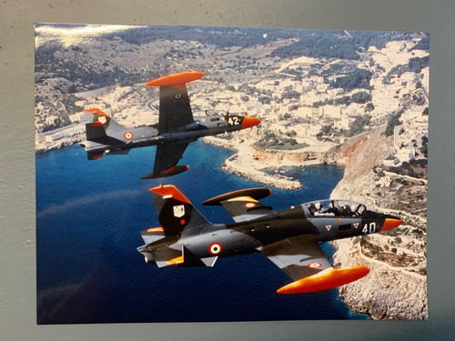 AERMACCHI MB-339K picture | Doors2Manual