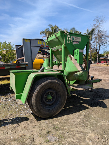 D&M tow behind sulfur duster | Rubicon Equipment